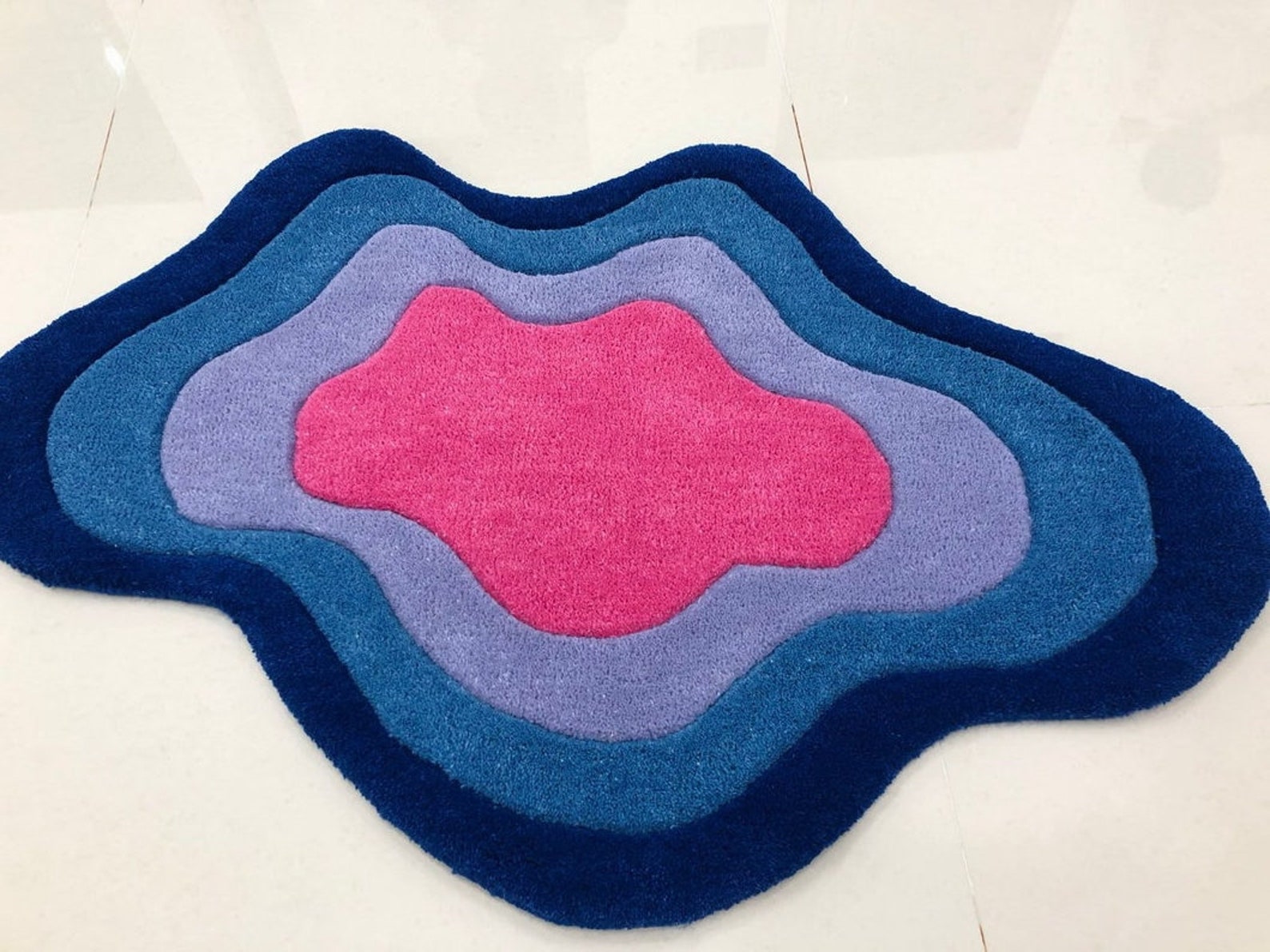 Irregular Shape Hand Tufted Shape Modern Design Rug Fine Newzealand ...