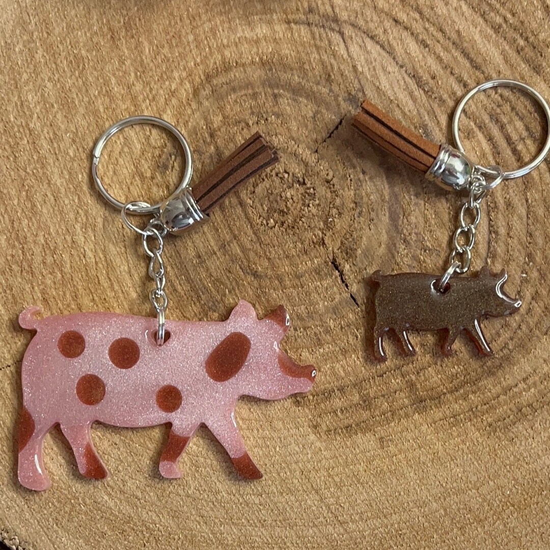 Personalized Pig Keychain - Etsy