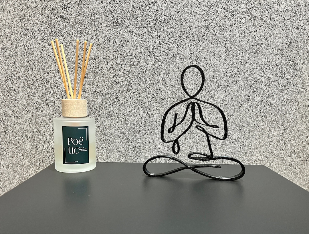 Line Art Zen Praying Human Decoration to Stand up for Shelves ...