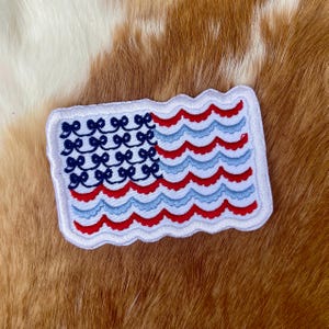 American Scollop & Bow Flag Patch Embroidered / Iron on / Trucker Hat ...