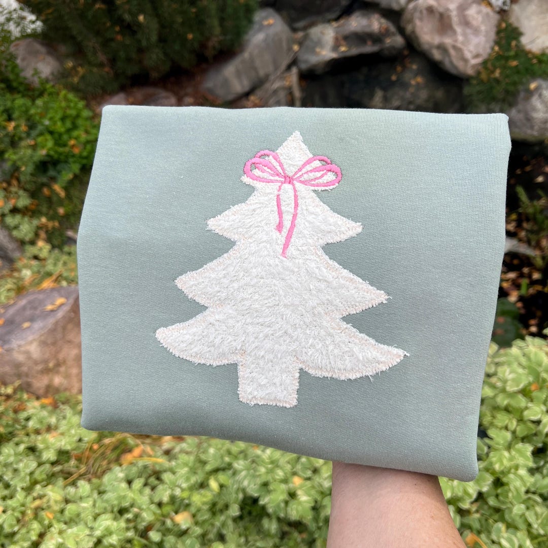 Sherpa Pine Tree Appliqué Embroidery Sweatshirt / Clothing /sweatshirt ...