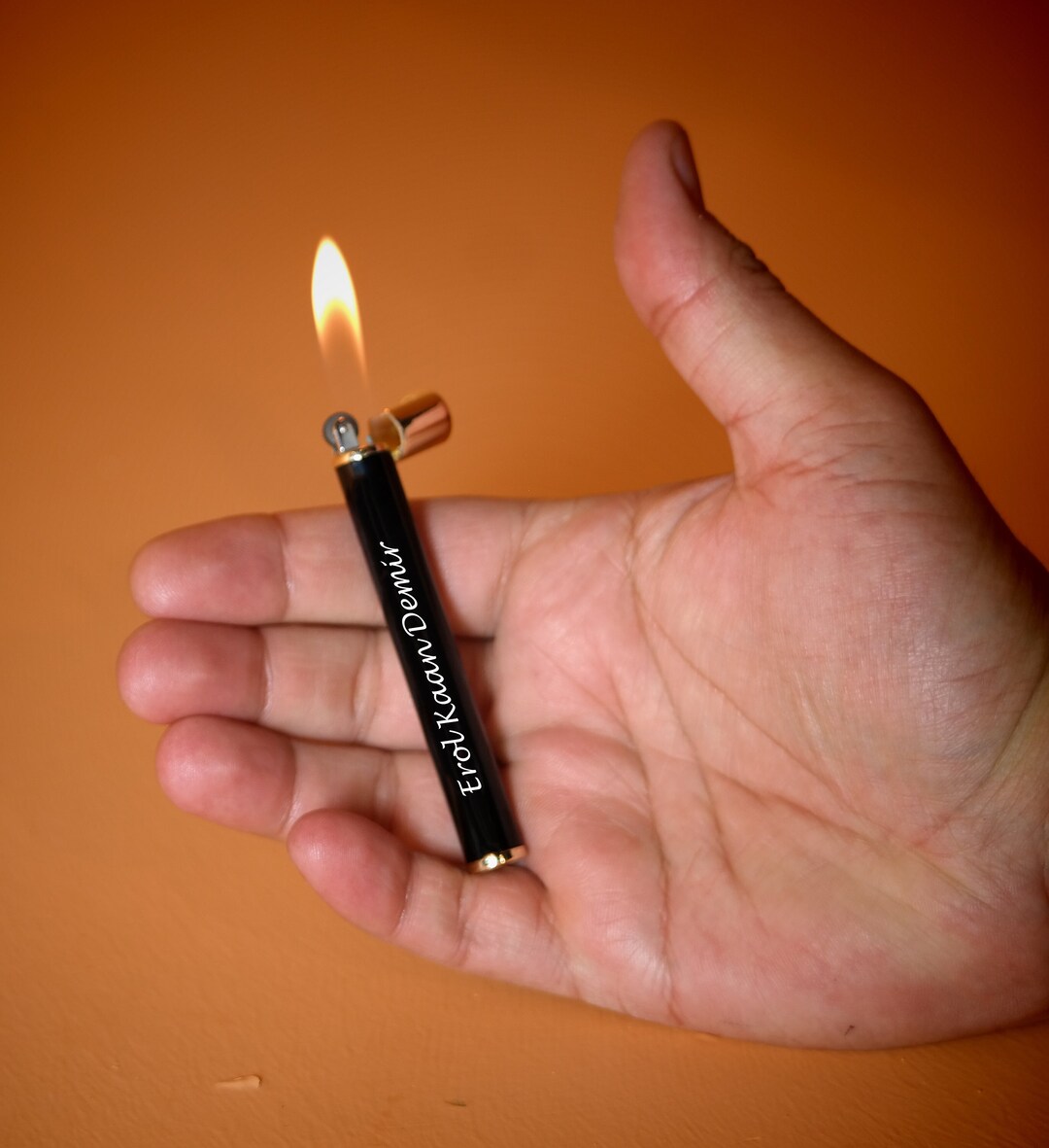 Special for Valentine's Day, Valentine's Day Gift, Slim and Gas Lighter ...