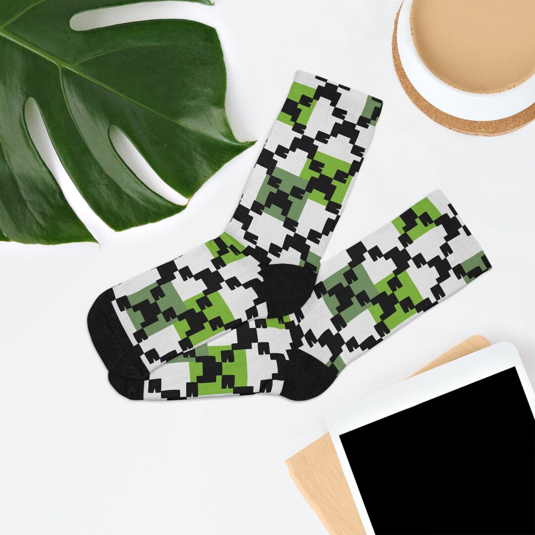 Minecraft Creeper Faces on White Birthday Christmas Recycled Poly Socks ...