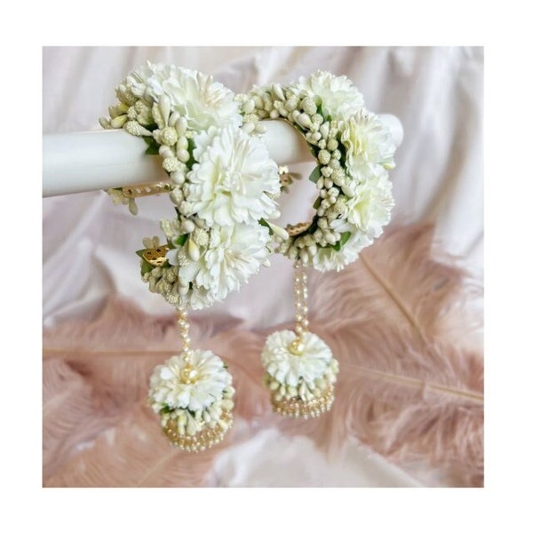 Flower Bangle - Etsy