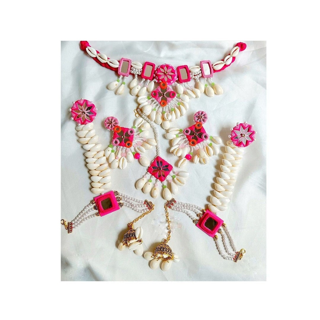 Pink Bridal Haldi Shell Jewelry Cowrie Shells and Mirror Fabric Jewelry ...