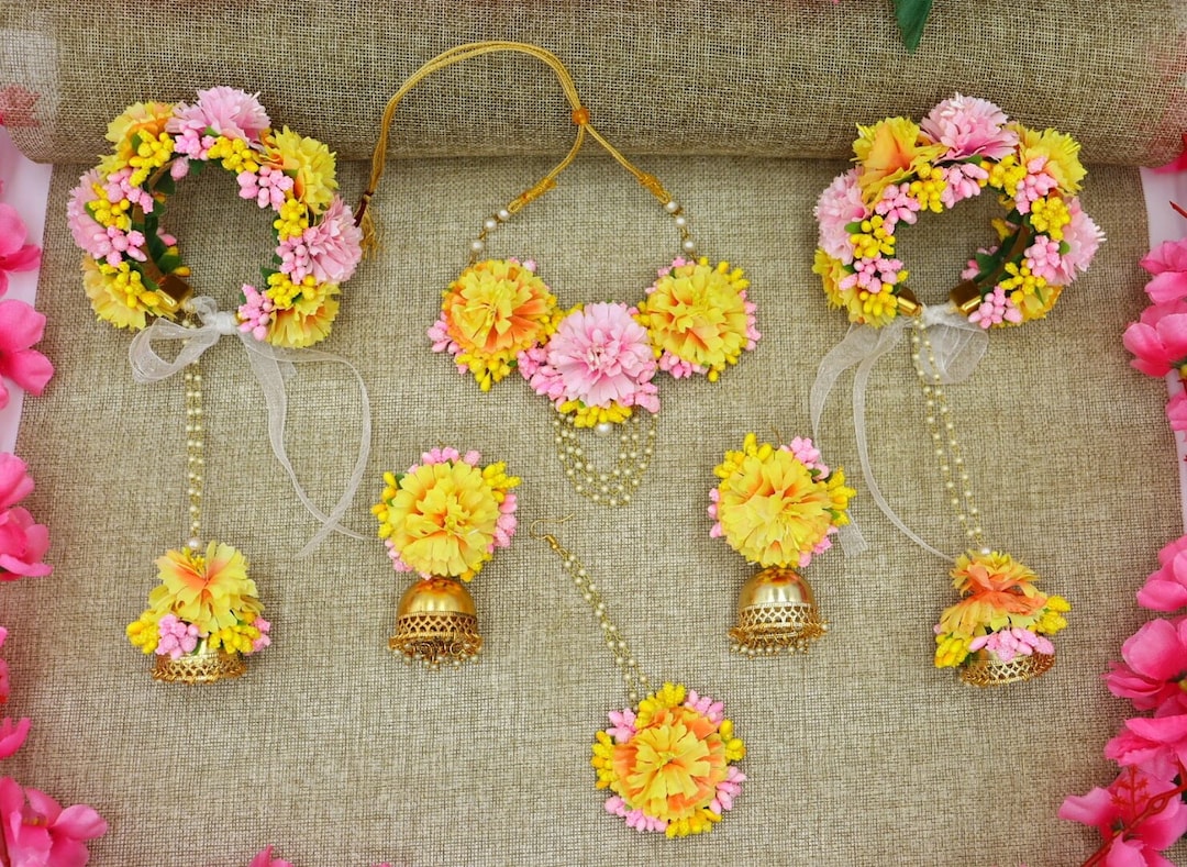 Yellow Pink Bridal Haldi Floral Jewelry With Kalire Bridal Haldi Floral ...