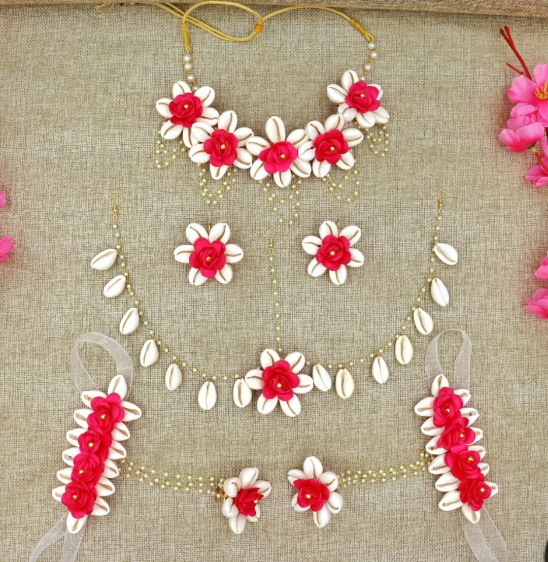 Pink Bridal Shells Haldi Floral Jewelry Mehendi Floral Shells Jewelry ...