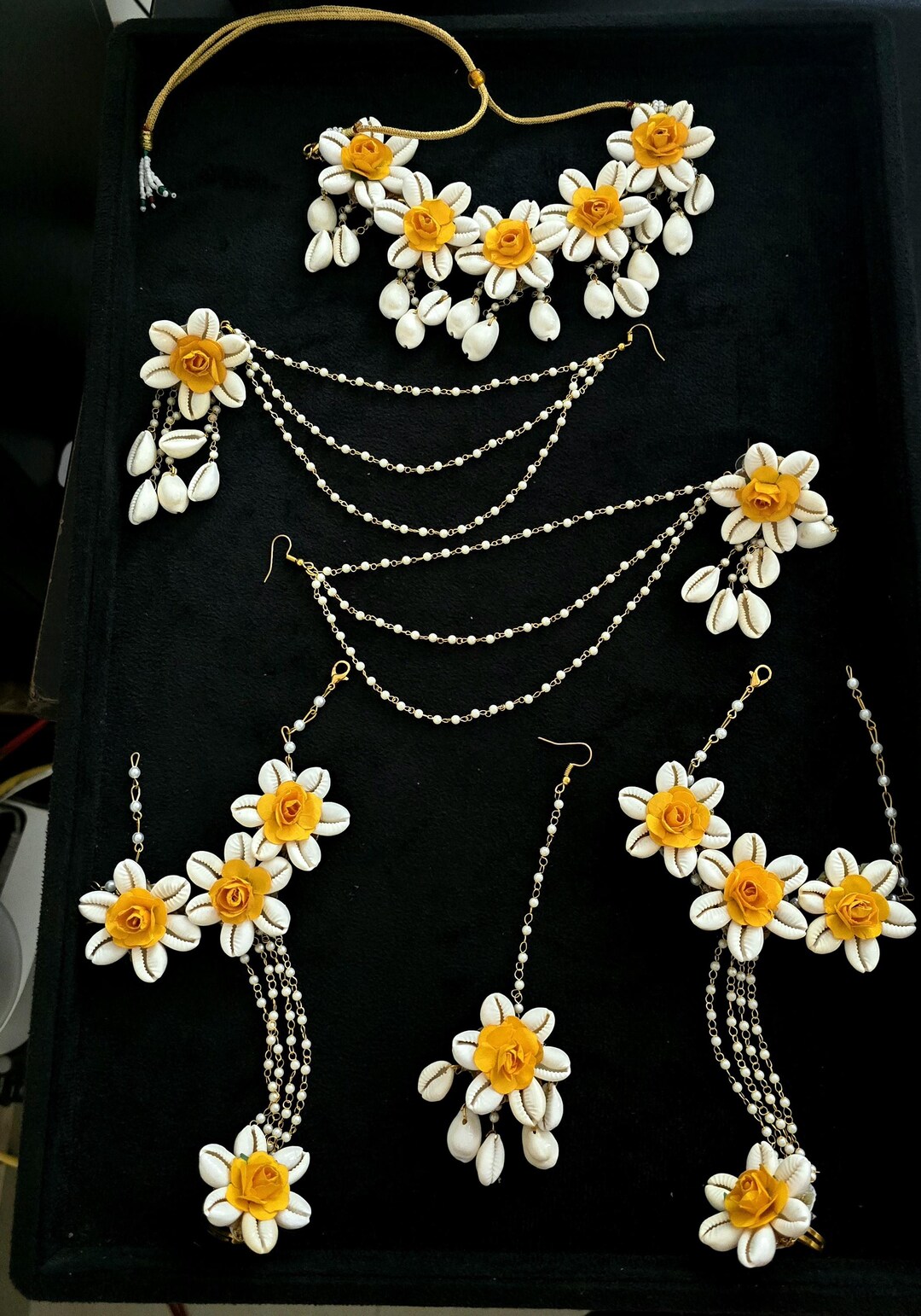 Yellow Haldi Cowrie Shell Jewelry Set Mehendi Cowrie Shells Jewelry ...