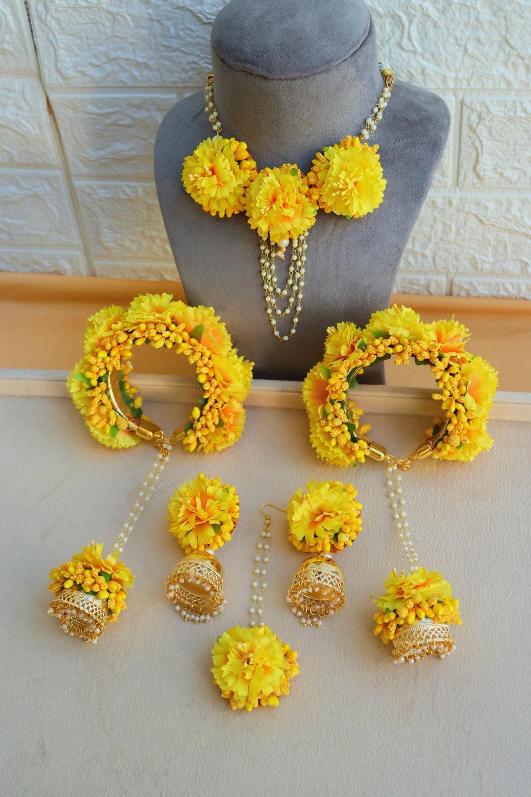 Yellow Haldi Floral Jewelry Floral Jewelry for Haldi Flower Jewelry for ...