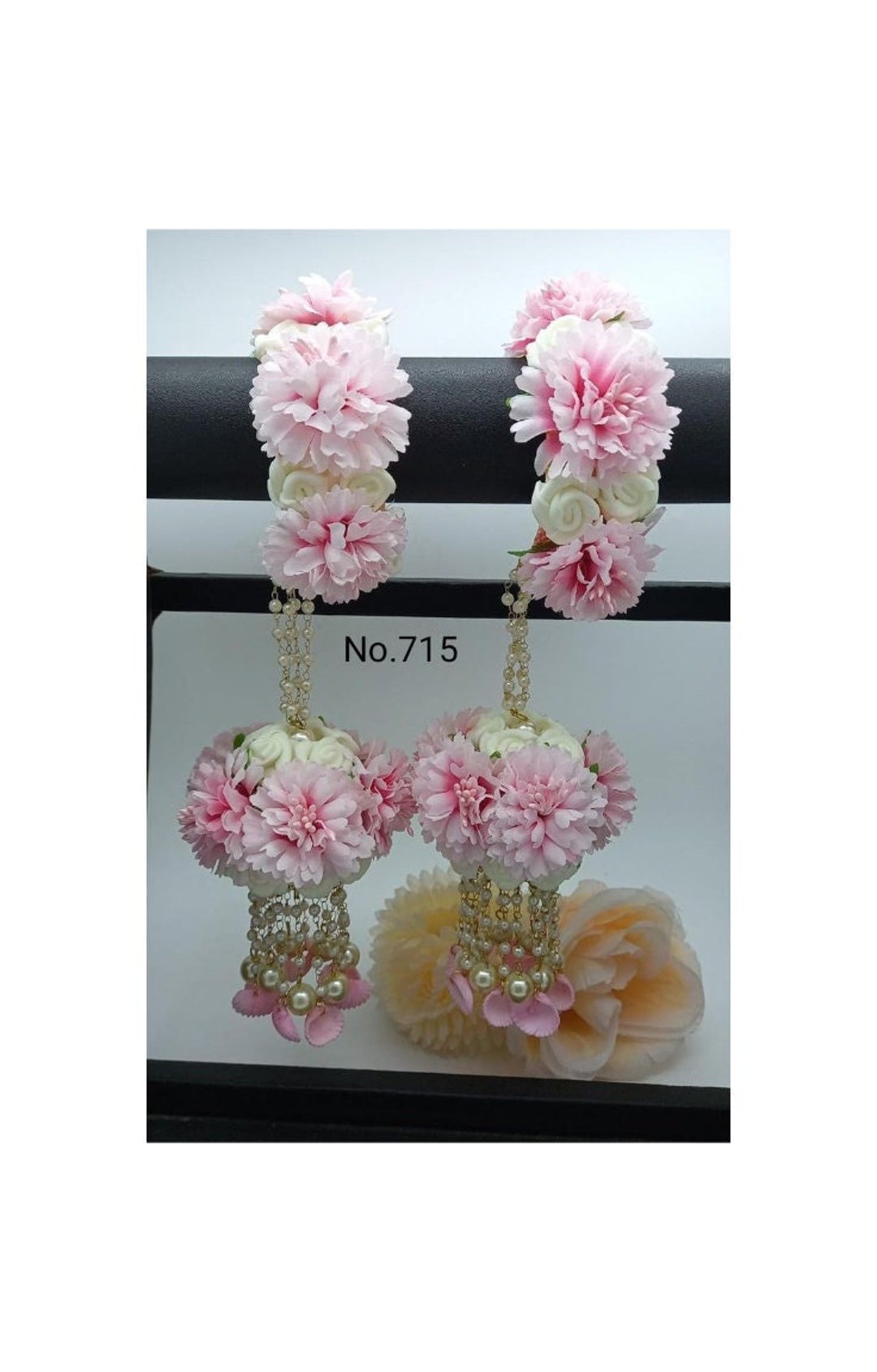 Haldi Floral Bangles With Kalire Bridal Floral Bangles With Kalire for ...