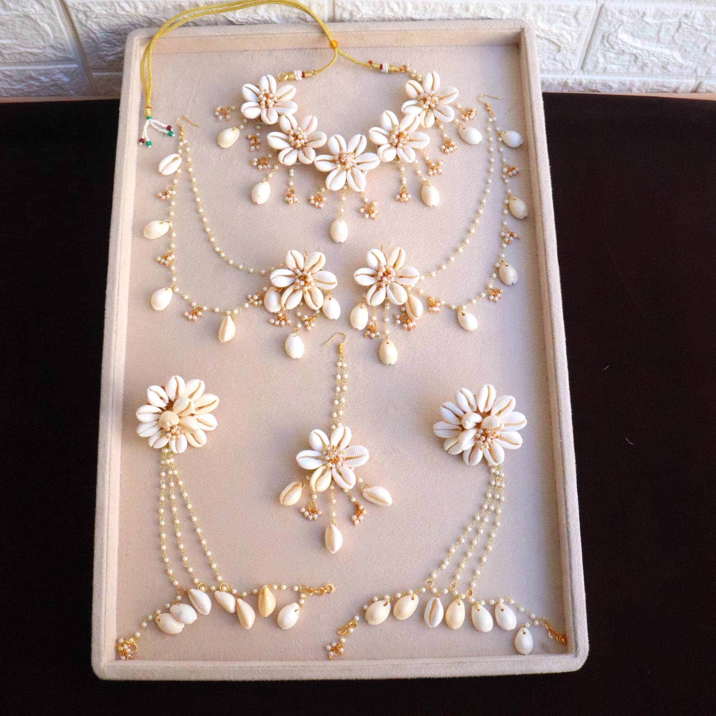 Haldi Bridal Cowrie Shell Jewelry Set Mehendi Cowrie Shells Jewelry ...