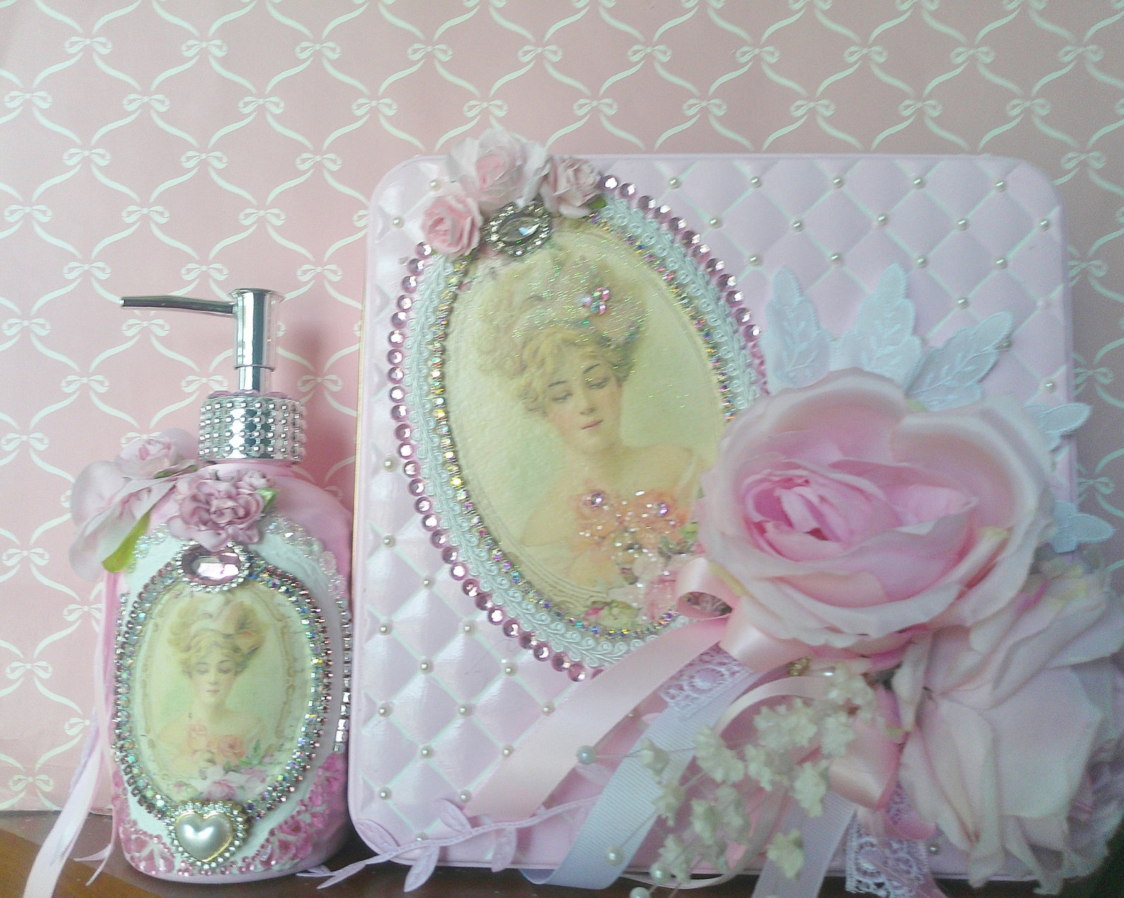 Shabby Chic Victorian Lotion/soap Dispenserpink W/victorian Inspired ...