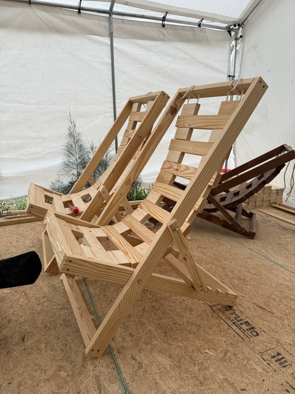 Folding Wooden Lounge Chair Plan – DIY PDF Woodworking Project | Modern ...