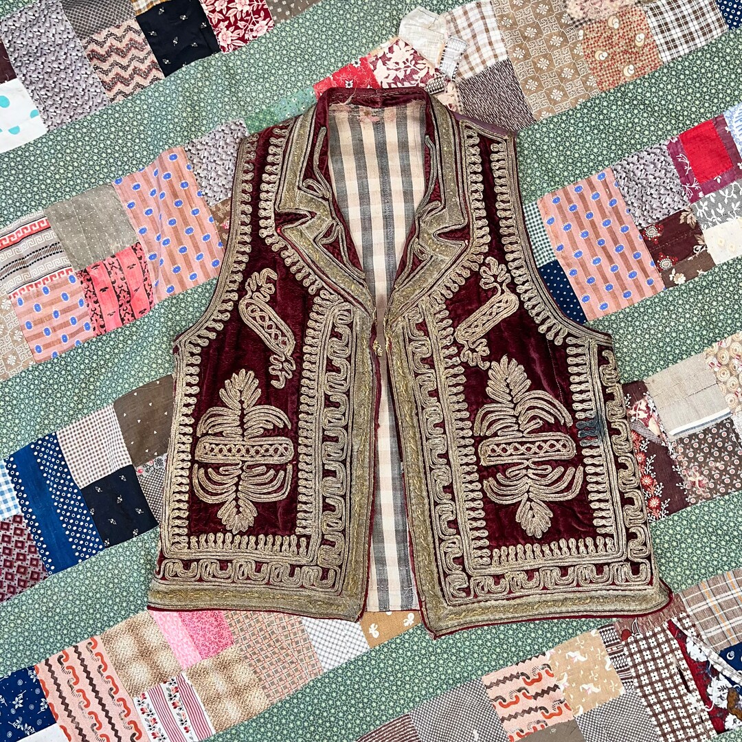 Vintage 1940's Yelek Vest Turkish/ottoman - Hand-embroidered Folk Vest ...