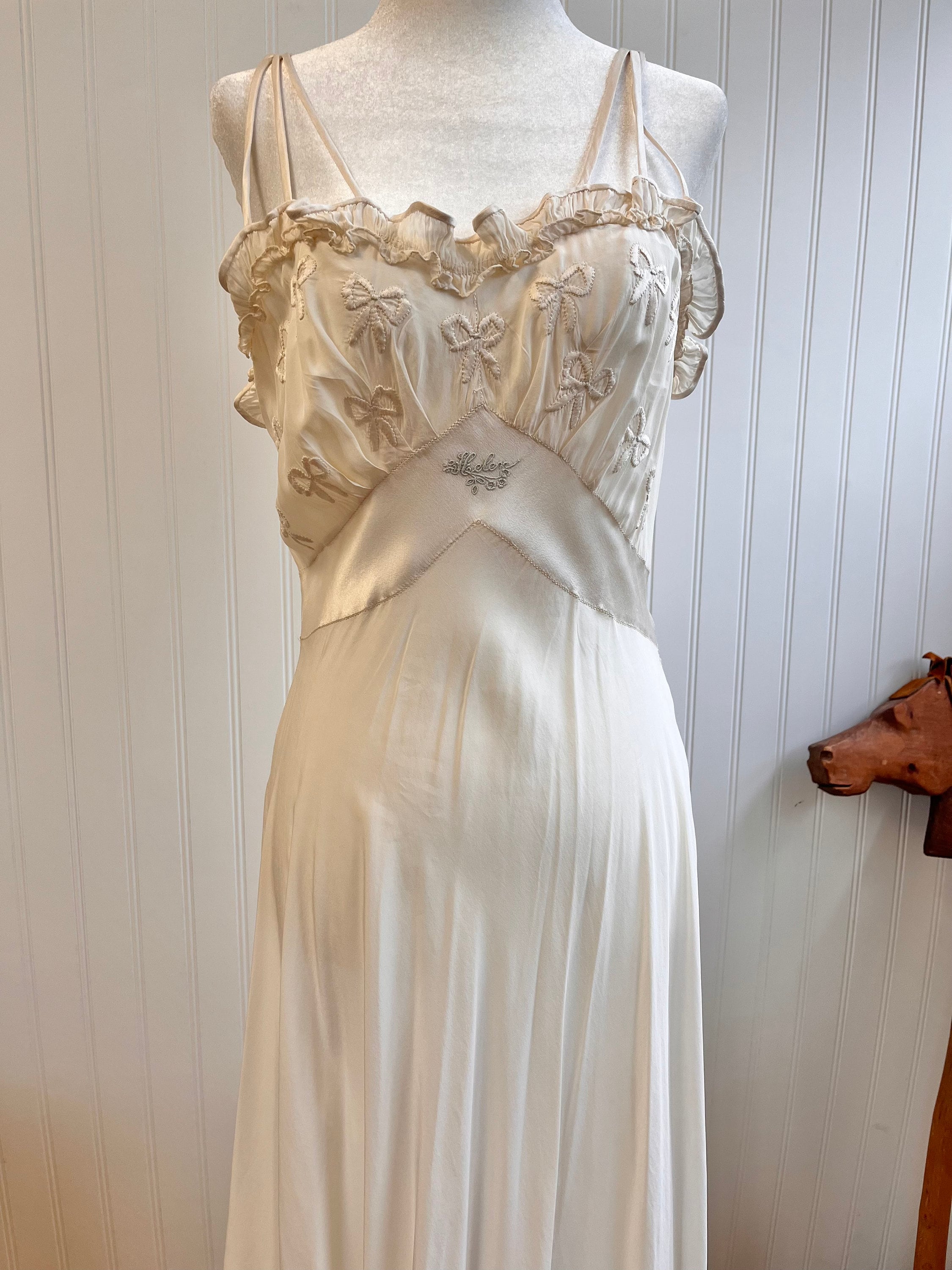 Classic 1930s Bias Cut Silk Slip Dress by Regine Brenner - Etsy