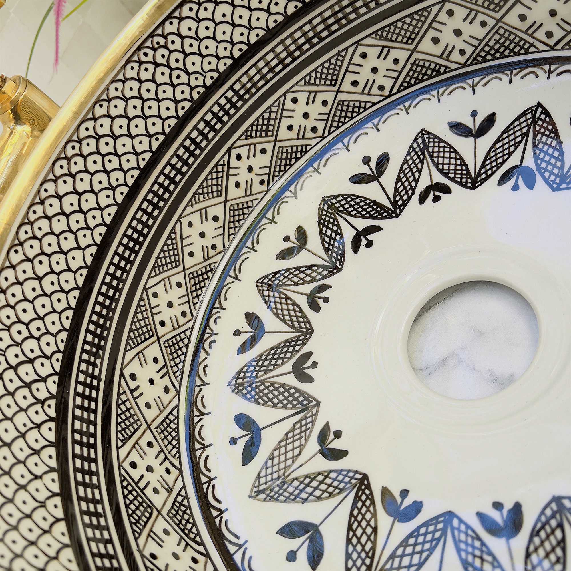 Custom Made Ceramic Sink With Brass Rim, Round Countertop Vessel Sink ...