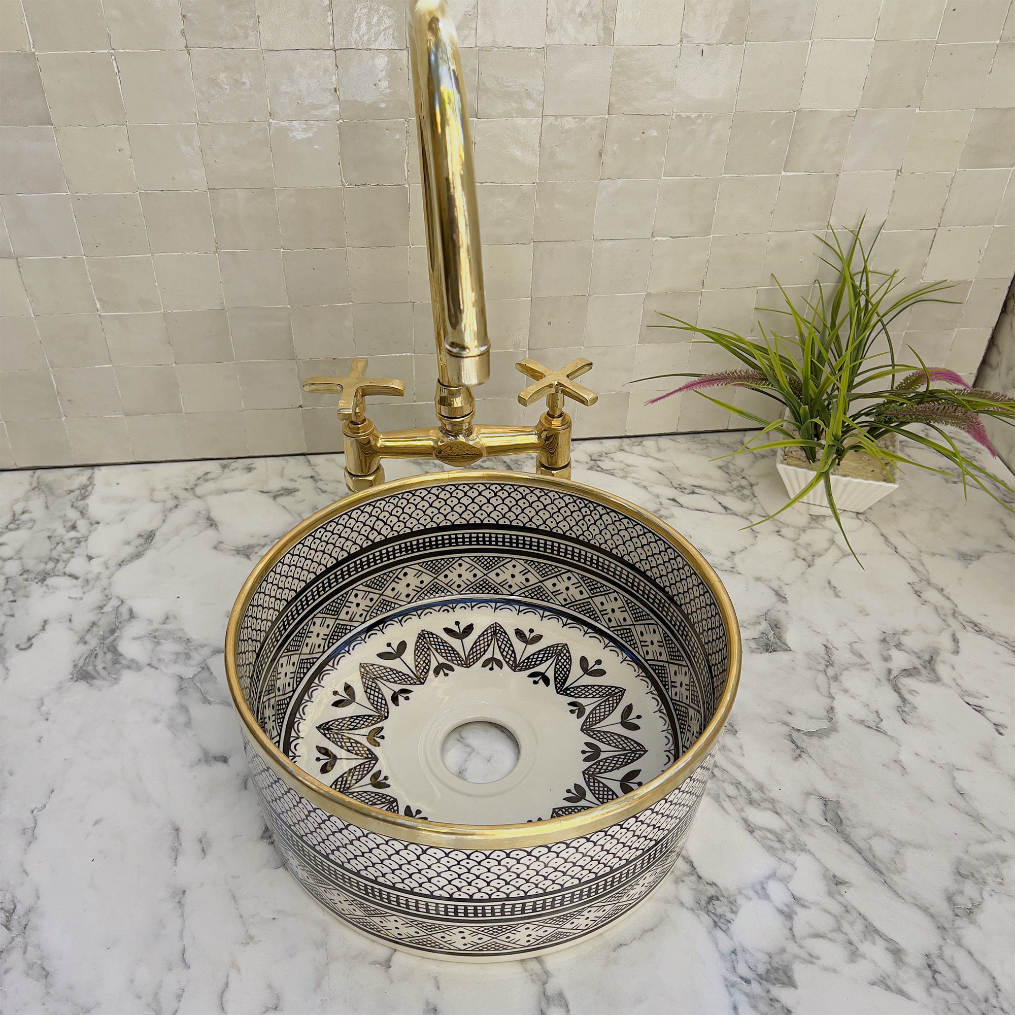 Custom Made Ceramic Sink With Brass Rim, Round Countertop Vessel Sink ...