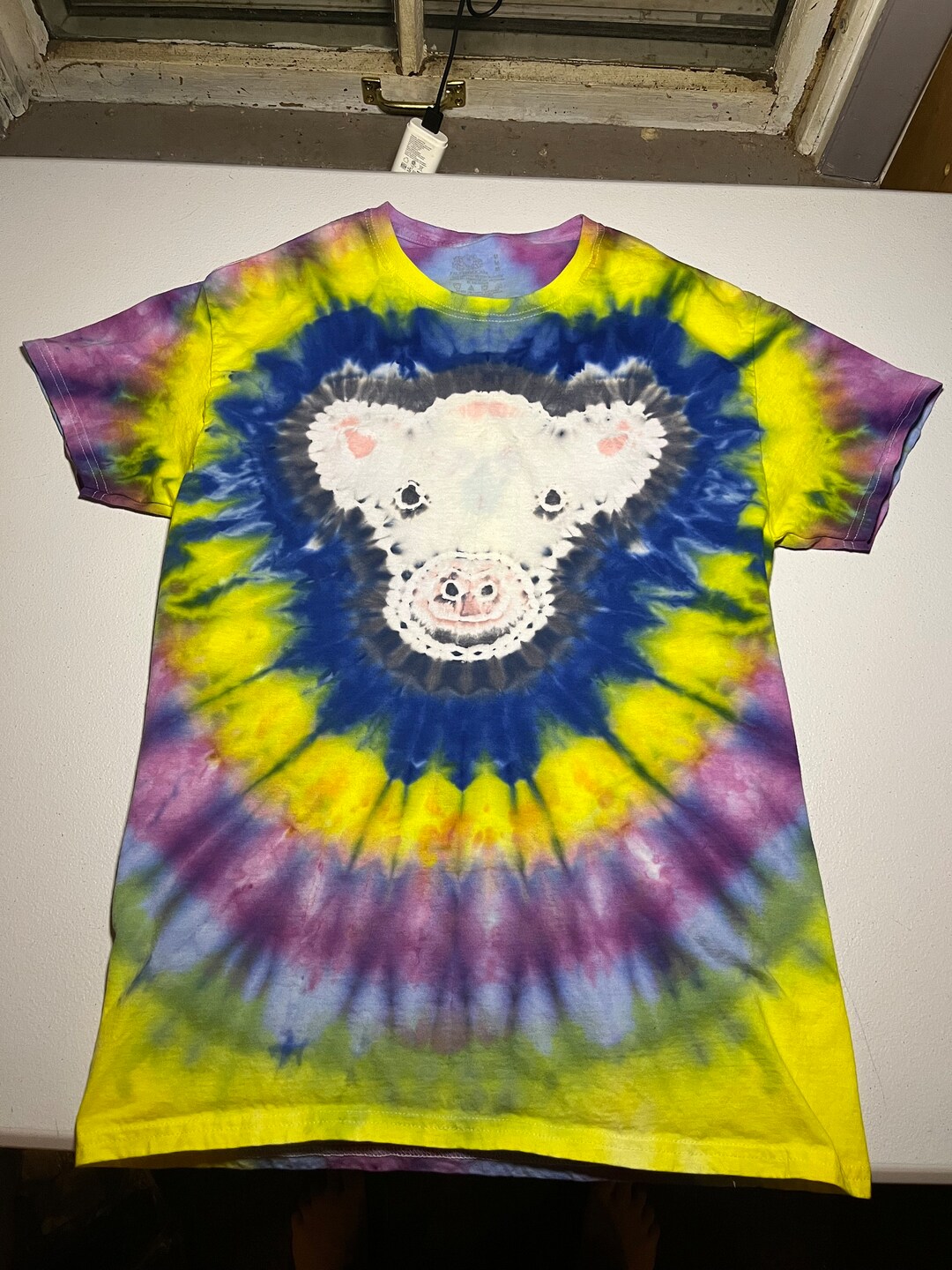 Cow Tie Dye, White Cow Tie Dye, Tie Dye, Size Medium, Unique Tie Dye ...