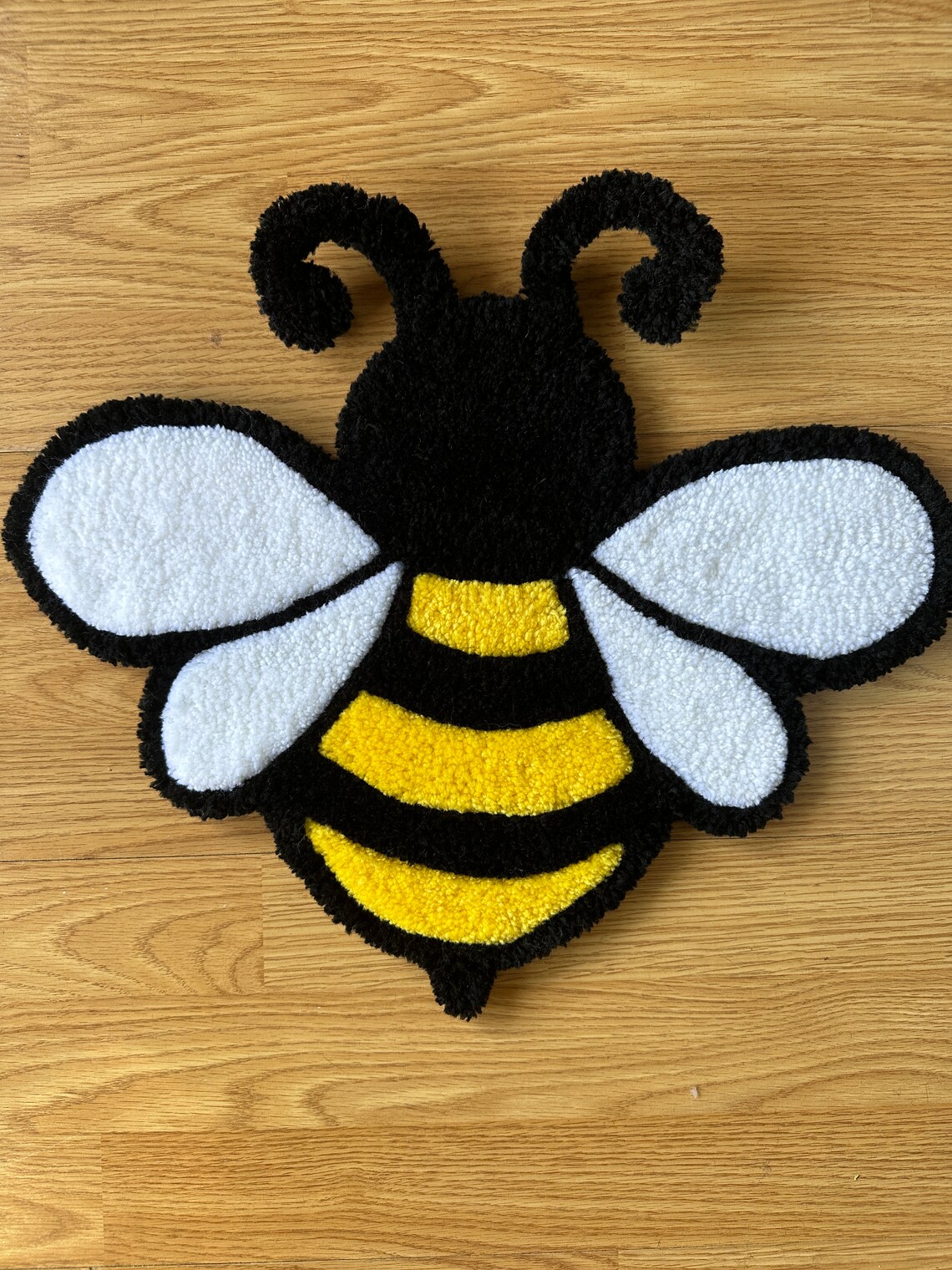 Bumble Bee W/adjustable Antennas Tufted Rug Unique Gift - Etsy