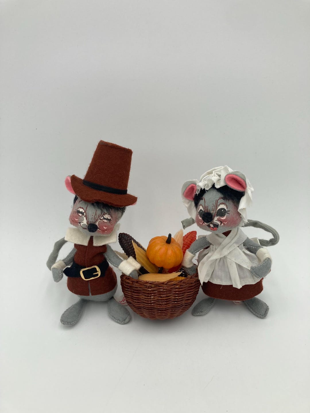 Annalee Pilgrim Mice Dolls W/ Basket Boy and Girl Mice Thanksgiving ...
