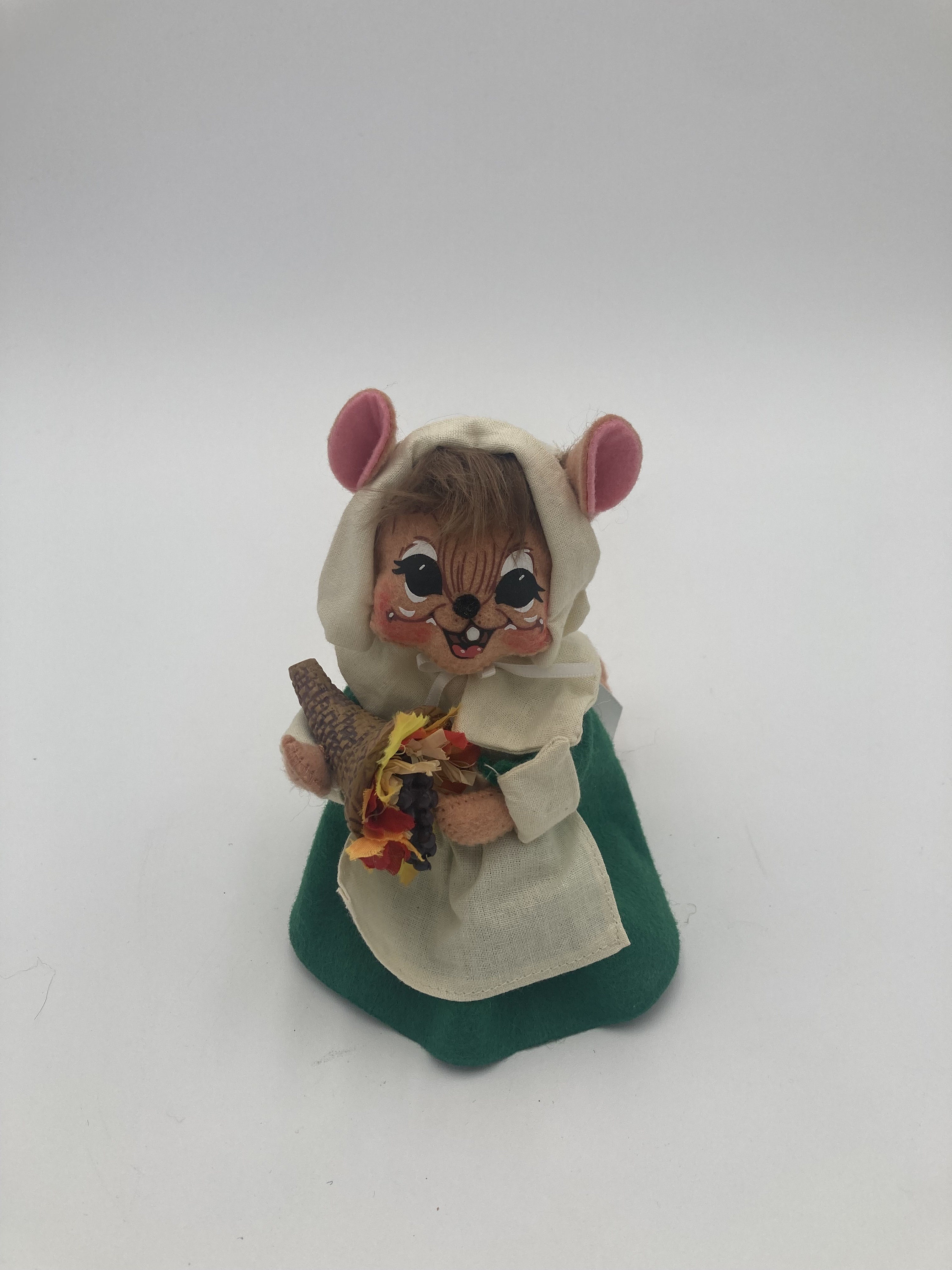 Annalee Pilgrim Mouse Doll W/ Cornucopia Mouse in Green Mobiltree 2007 ...