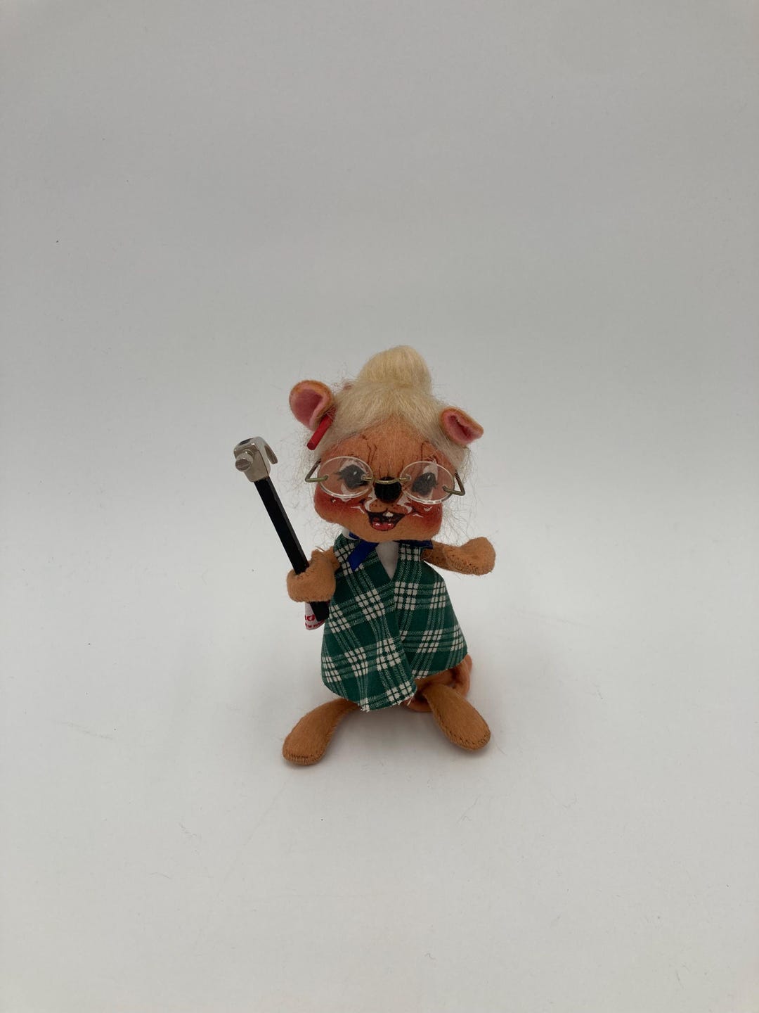 Annalee Secretary Mouse Doll W/ Hammer No Base Teacher Mouse Mobiltree ...