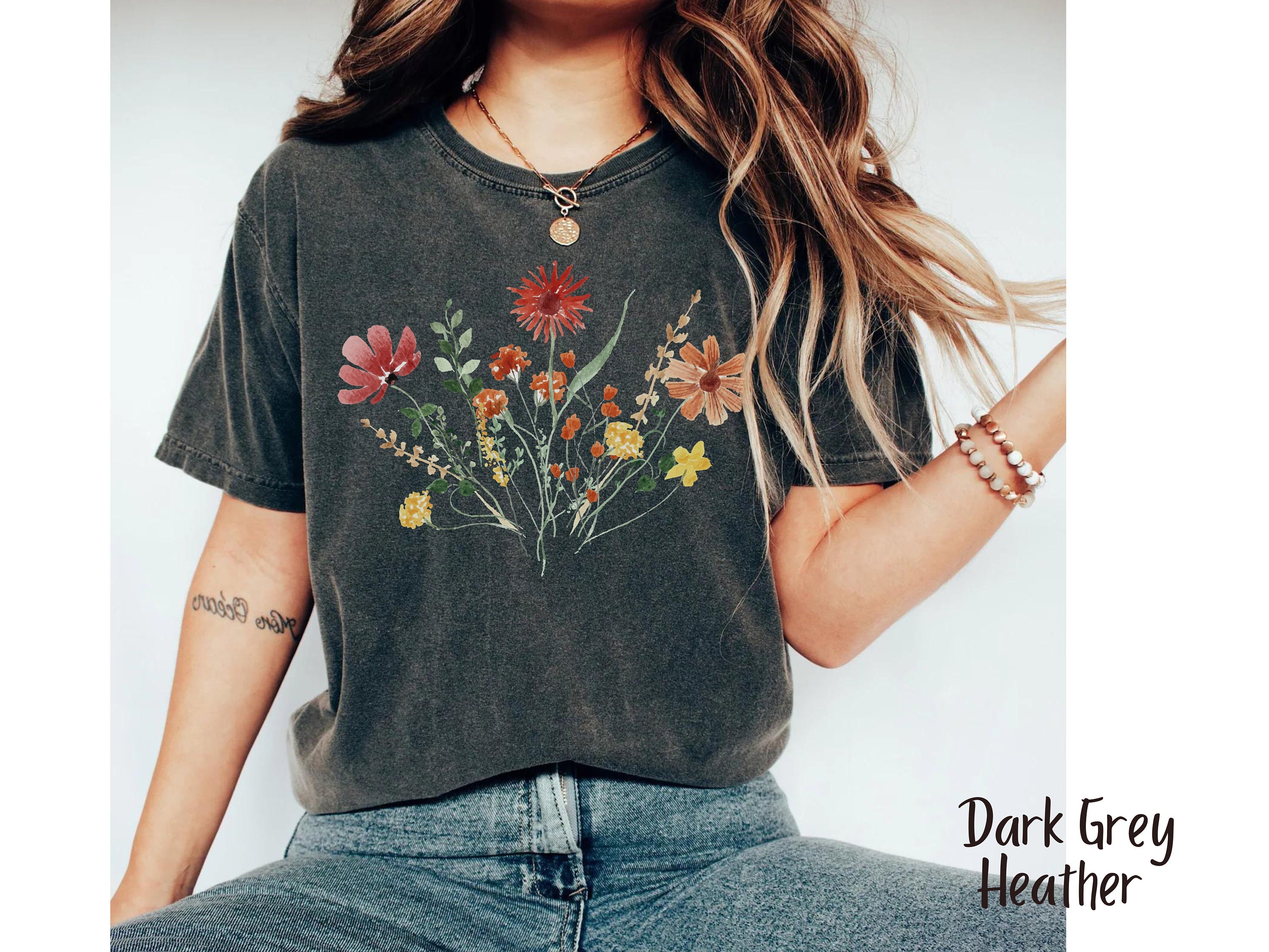 Flower Shirts, Aesthetic Wild Flower Shirt, Botanical Floral, Minimalist Shirts for Women ...