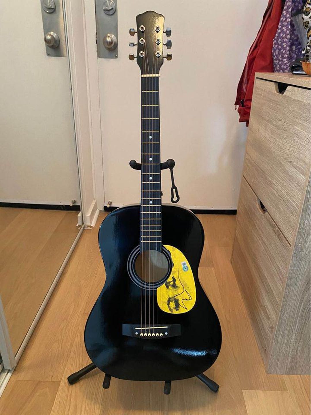 Ed Sheeran Signed Guitar- Authenticated by Beckett - Etsy