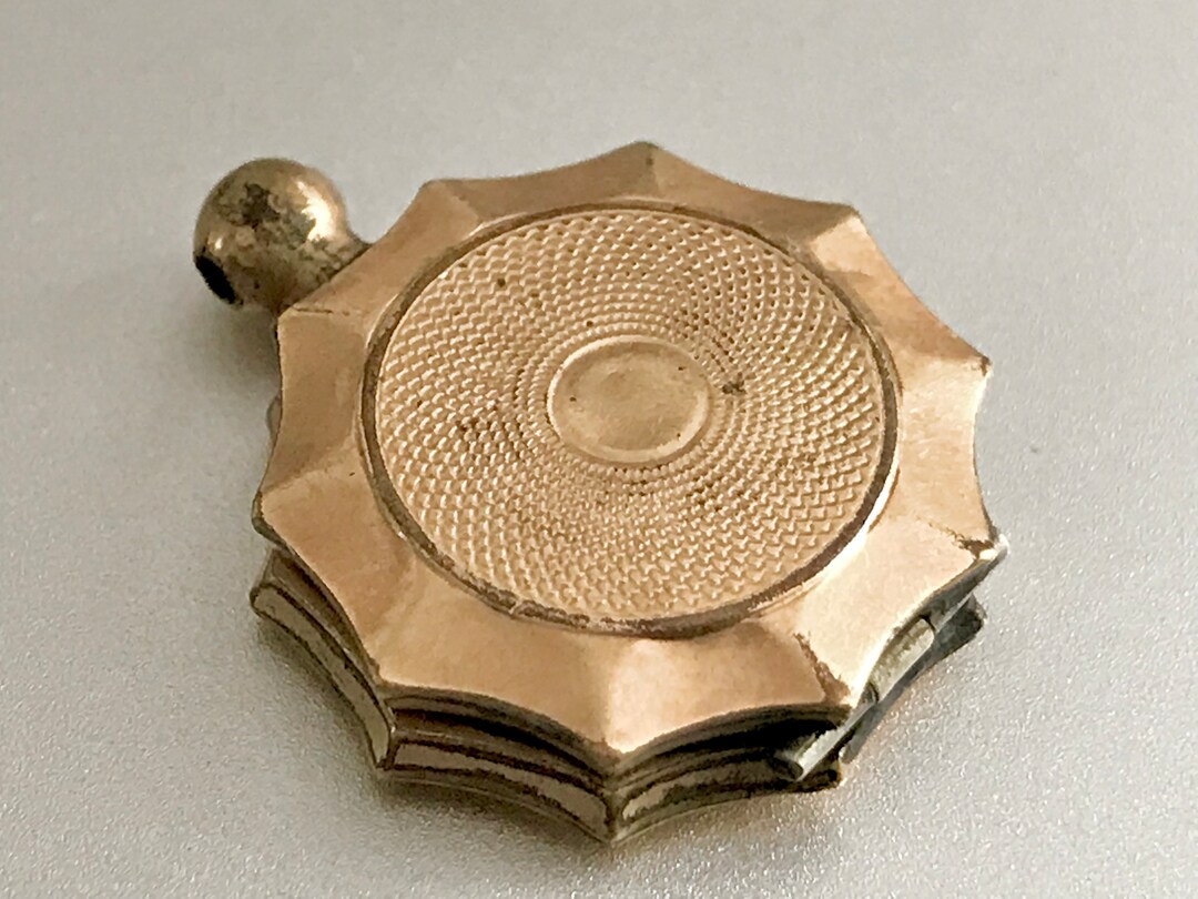 Antique Victorian Locket Pendant / Keepsake / Small Dainty Locket ...