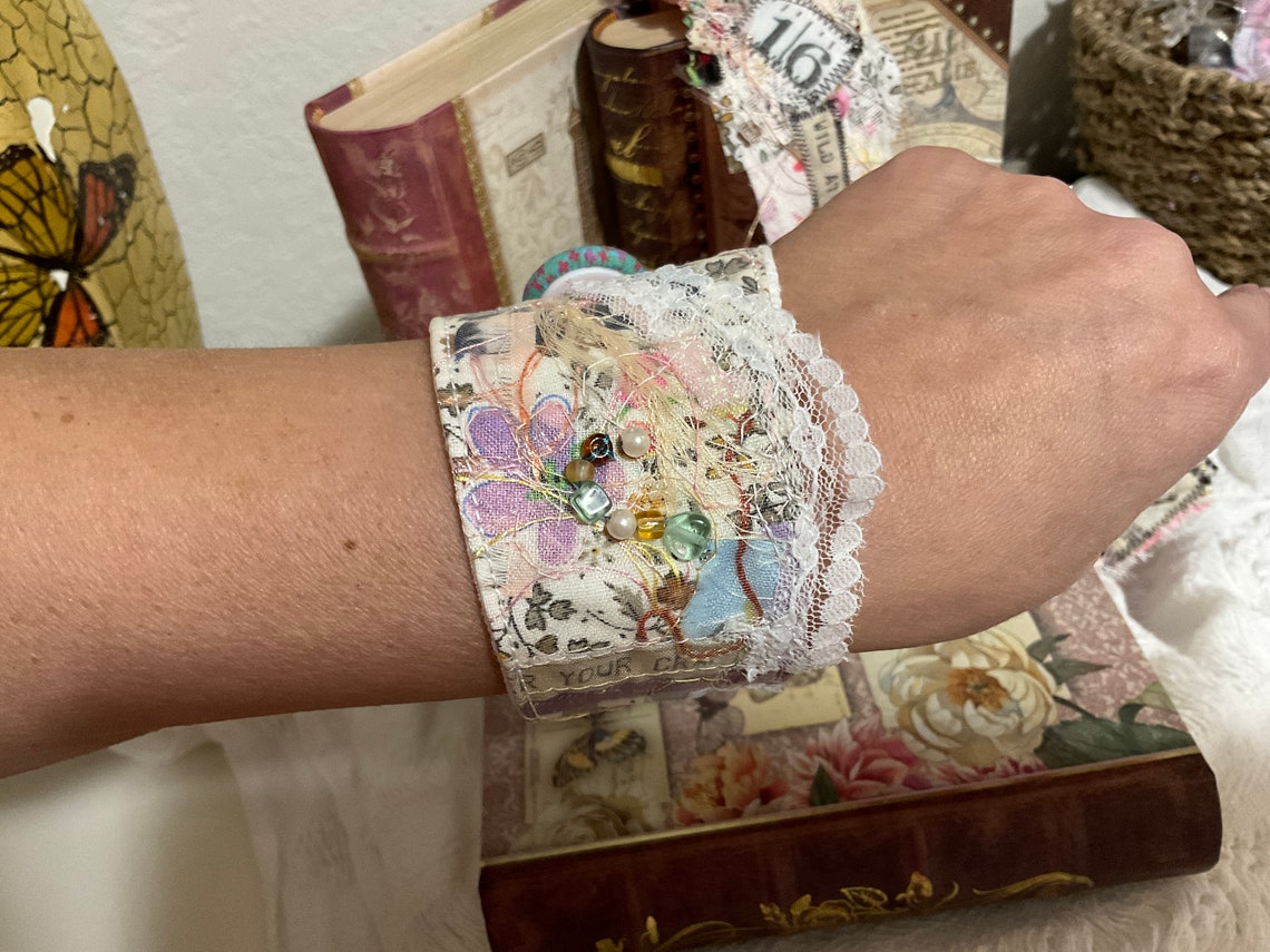 Shabby Chic Cuffs, Bracelets, Chic, Embroidery, Buttoned Cuff, Lace ...