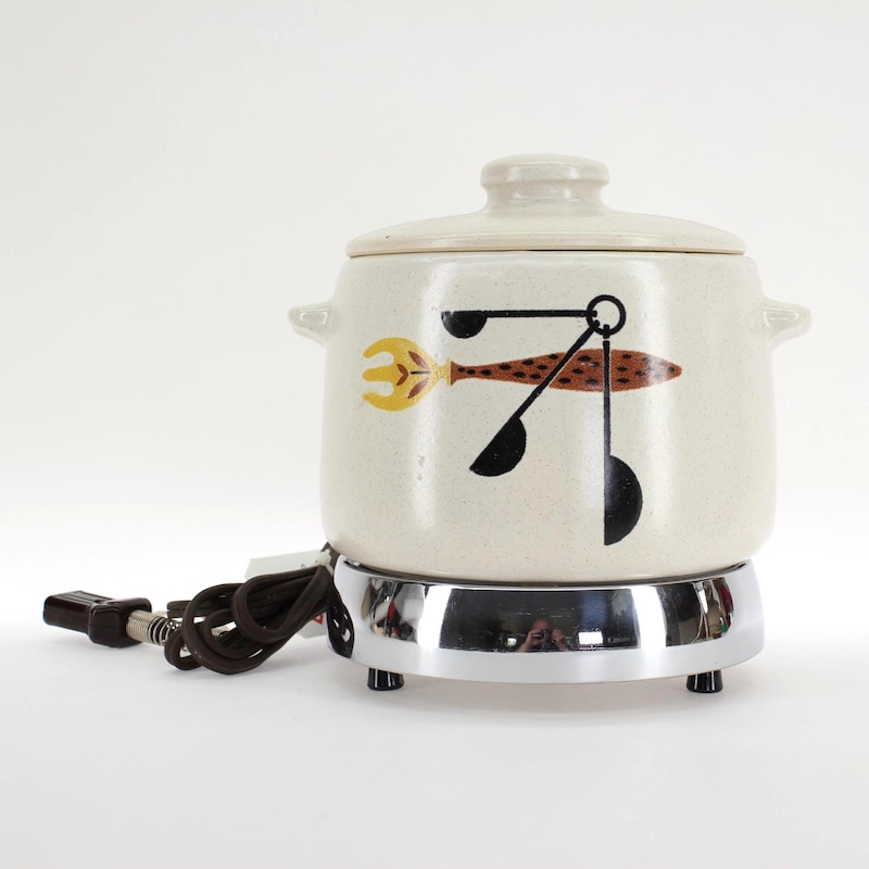 1950s Bean Pot - Etsy