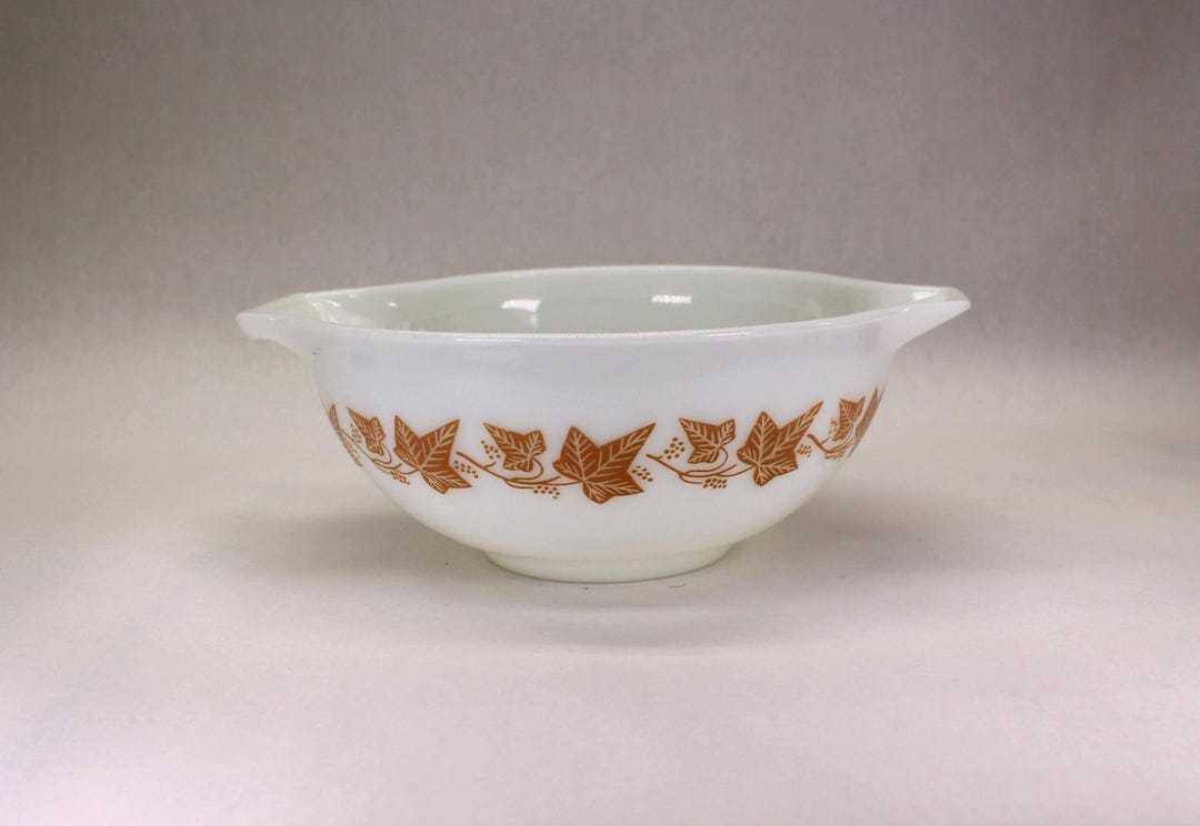 RARE Pyrex 443 Sandalwood Cinderella-style Mixing Bowl. 2-1/2 Quart. - Etsy