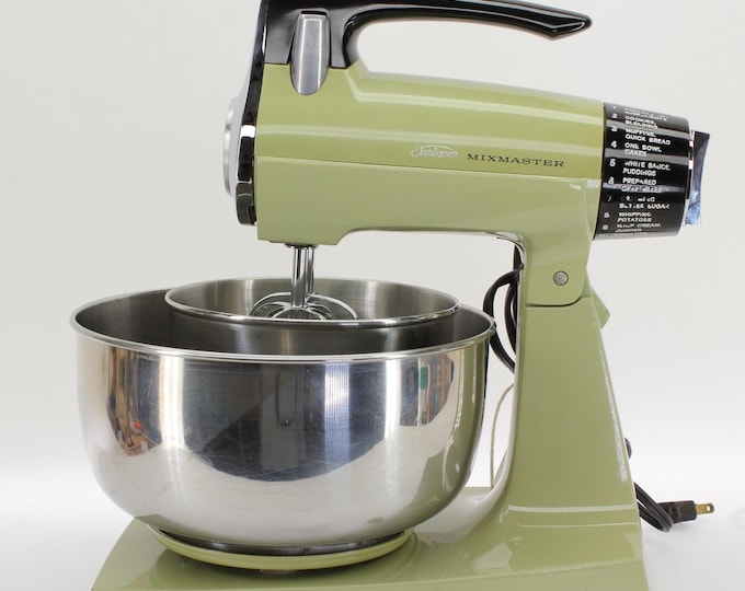 VINTAGE Rebuilt 1970's Sunbeam Mixmaster Model MMA. Avocado Green ...