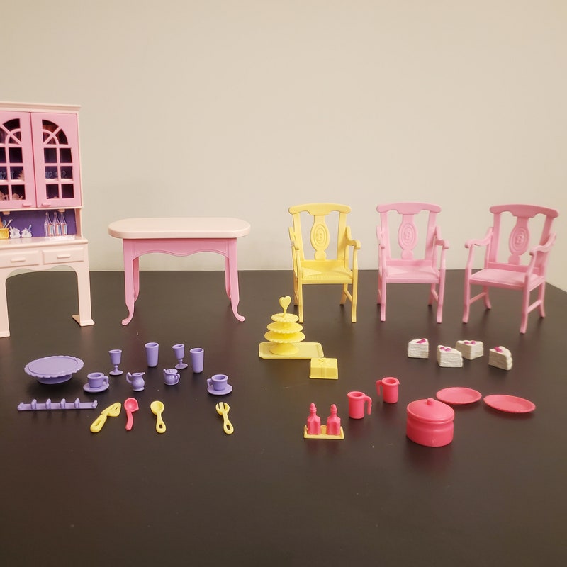 Barbie Chair - Etsy
