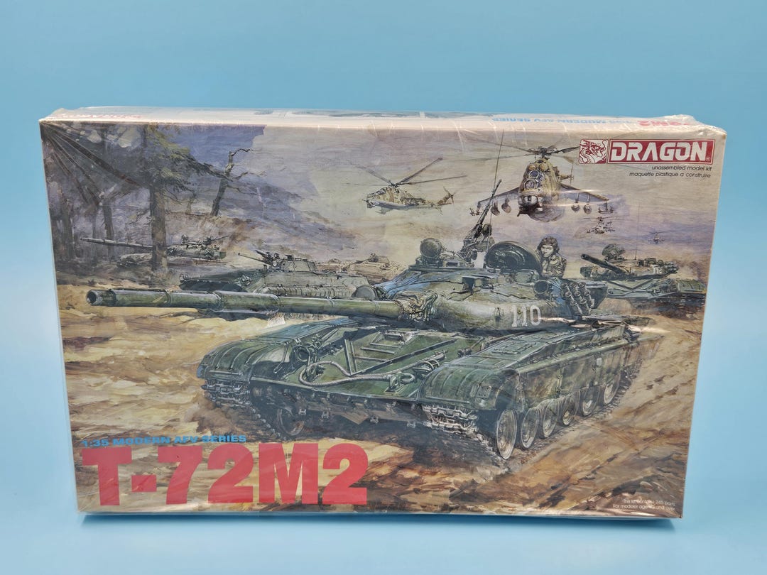 T-72M2 Tank Dragon 1:35 AFV Series 3501 1/35 Scale Model Kit Open Box ...