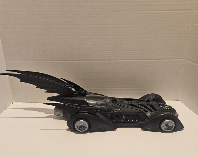 1995 DC Comics Batmobile Batman Forever Movie Vehicle Car Hasbro Tonka ...