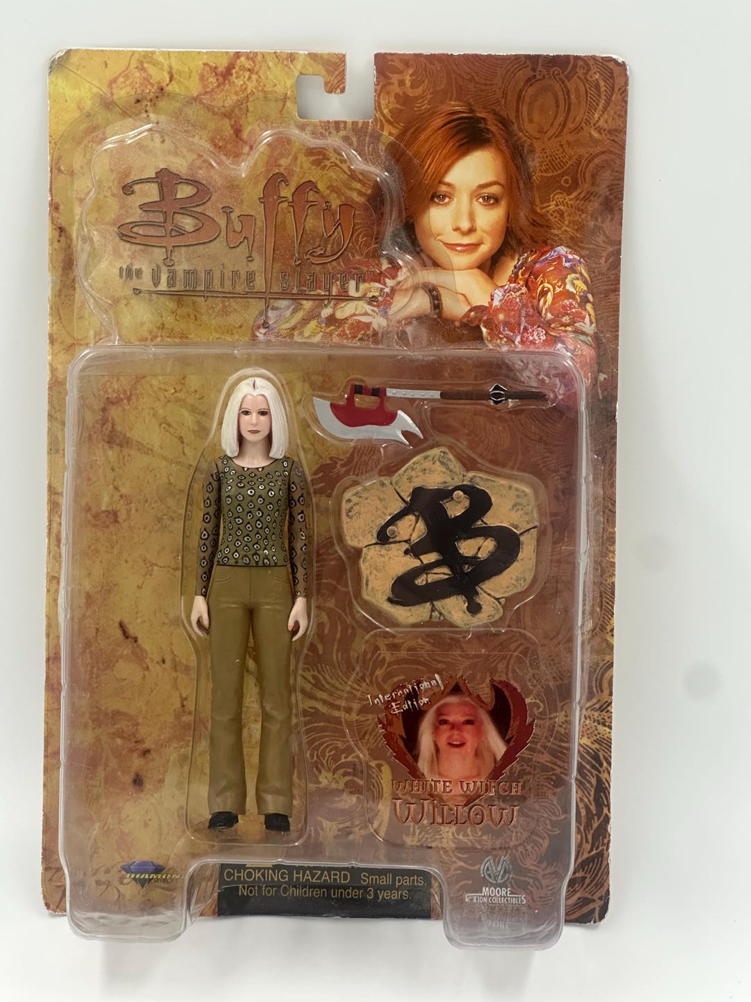 Buffy the Vampire Slayer WHITE WITCH WILLOW Diamond Select ...