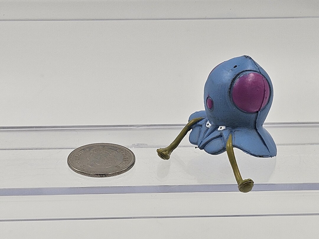 Tentacool Tomy Pokemon Action Figure 2" Pencil Topper - Etsy