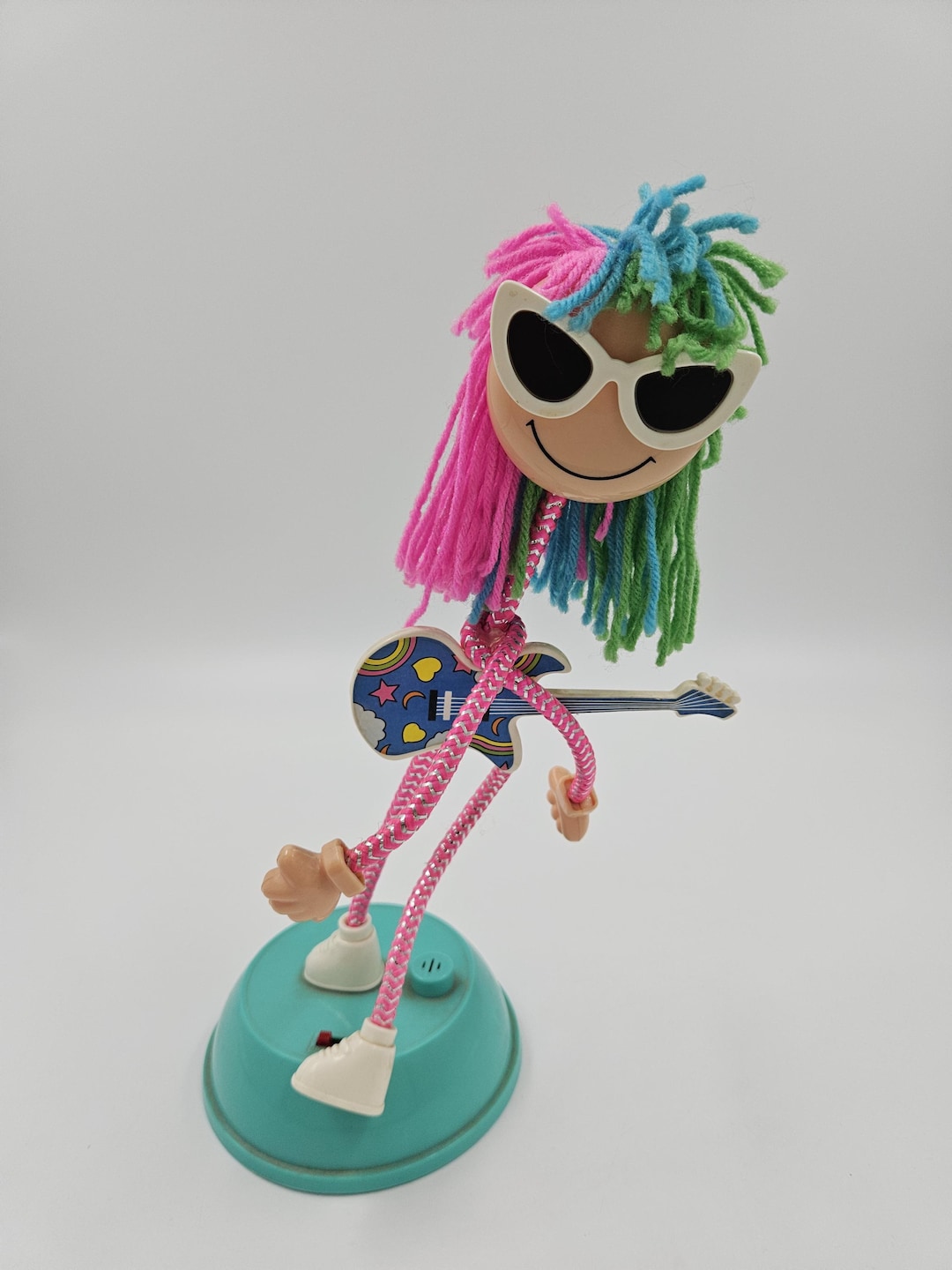 Dah Yang Toy Punk Rocking Dancing Flower Figure Not Working as is 1989 ...