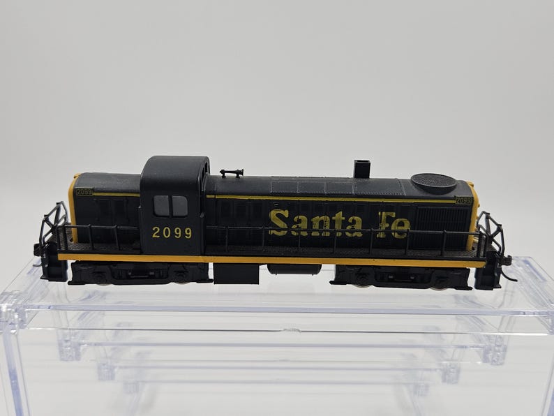 AHM HO SCALE Santa Fe 2099 Diesel Model Dummy Train Engine - Etsy