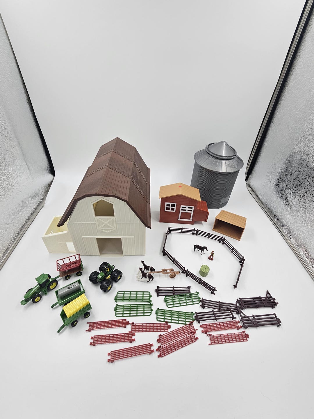 Vintage ERTL Large White Barn With Chicken Coop and Vehicles - Etsy