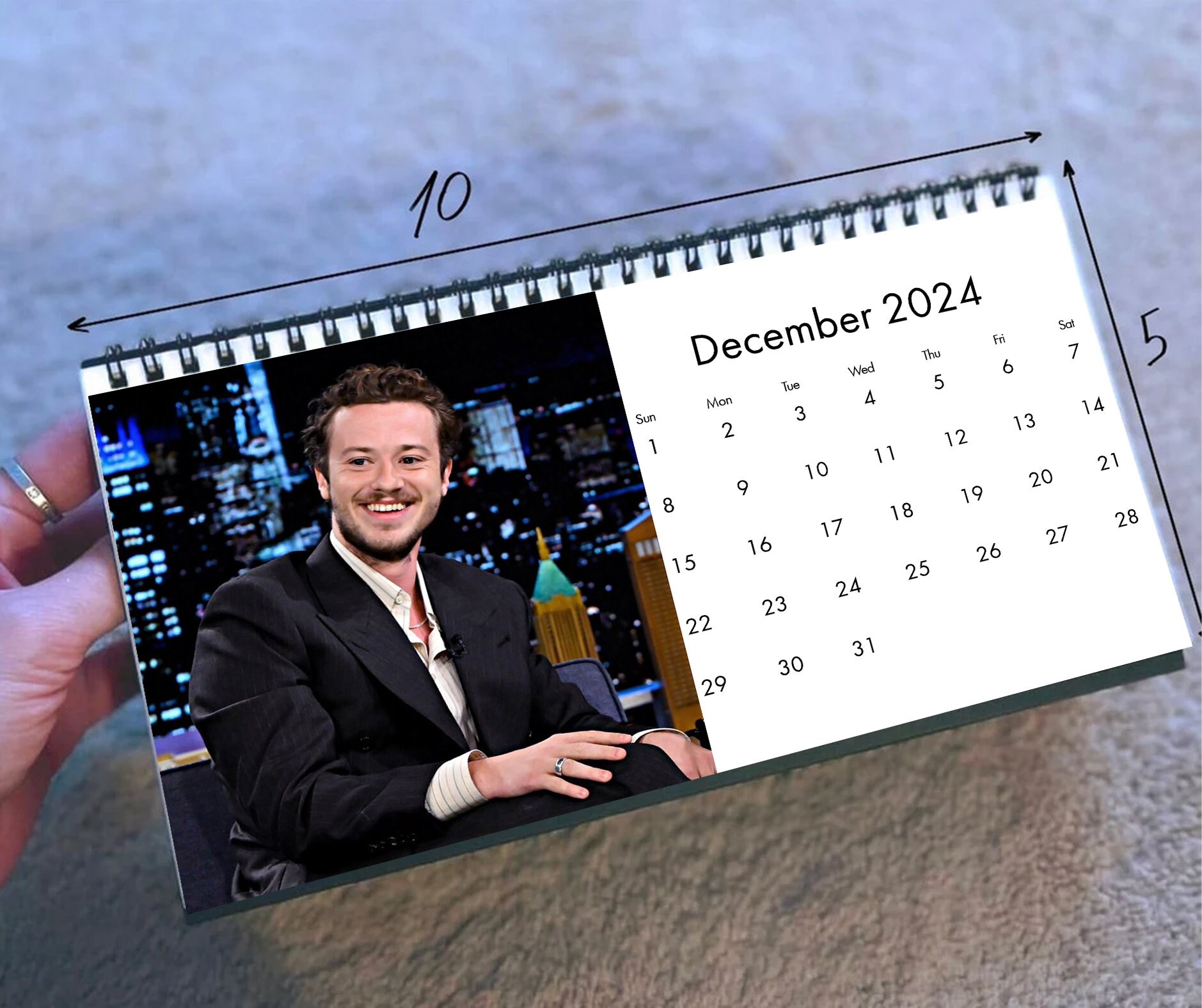 2024 Joseph Quinn Calendar, 2024 Desk Calendar, Celebrity Calendar sold ...