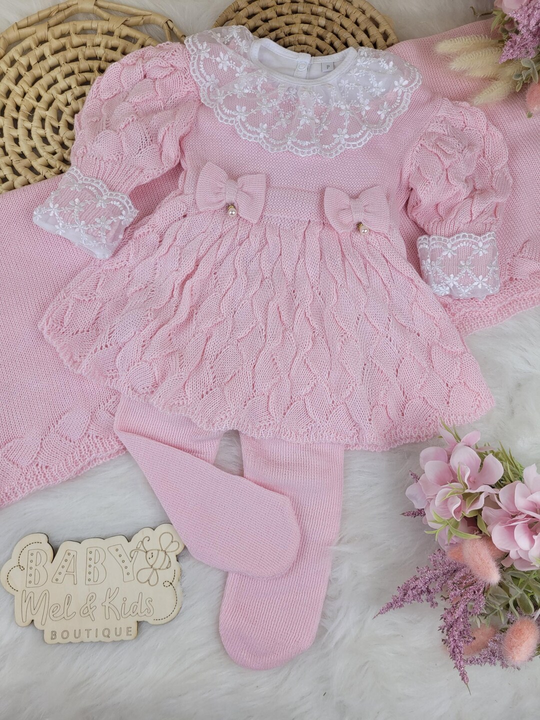 Knitted Newborn Baby Outfit Set - Etsy