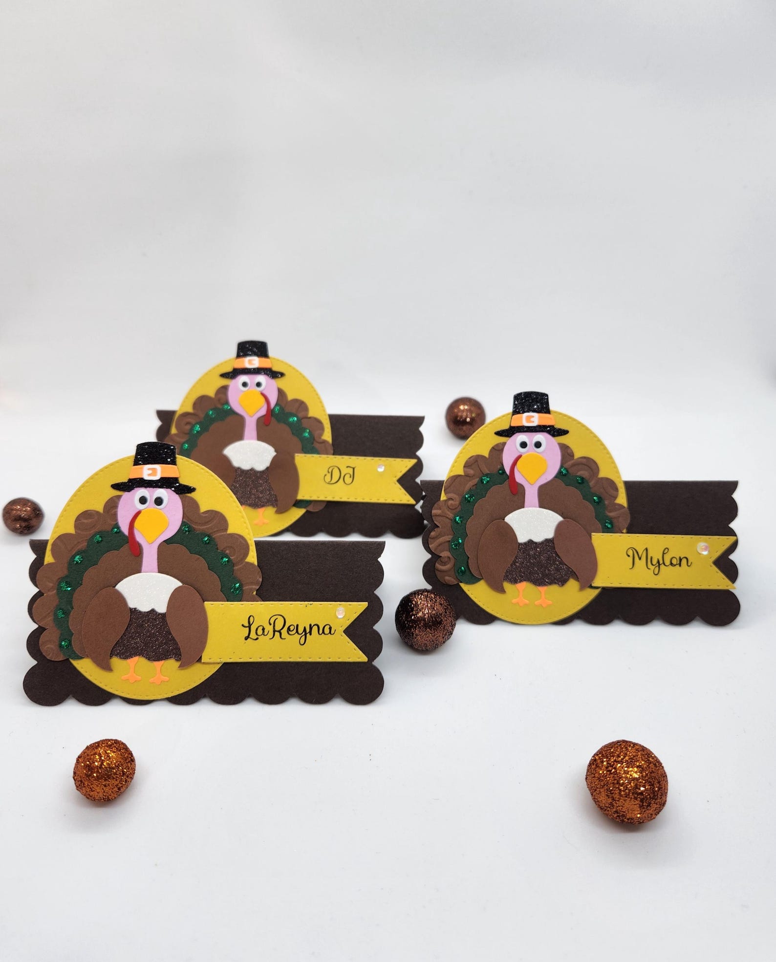 Handmade Thanksgiving Turkey Place Cards: Personalized Autumn Decor - Etsy