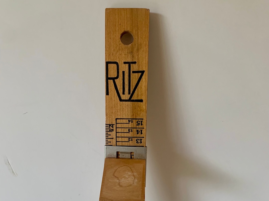 Ritz Shoe Measurement Tool 1980s Mancave Office Wall Decor - Etsy