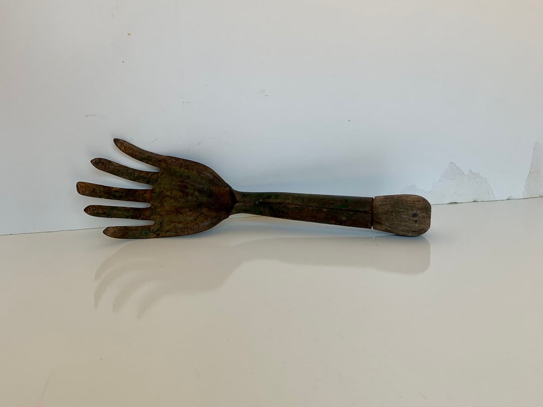 Metal Hand Garden Rake Wood Handle Rustic Country Home Decor Garden ...