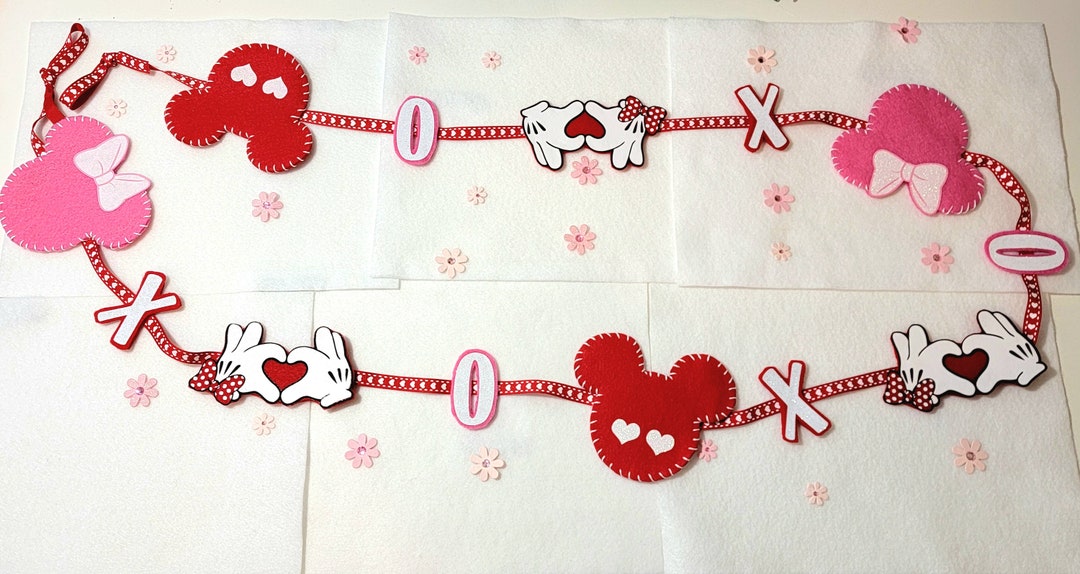 Disney Valentine's Day Garland - Etsy