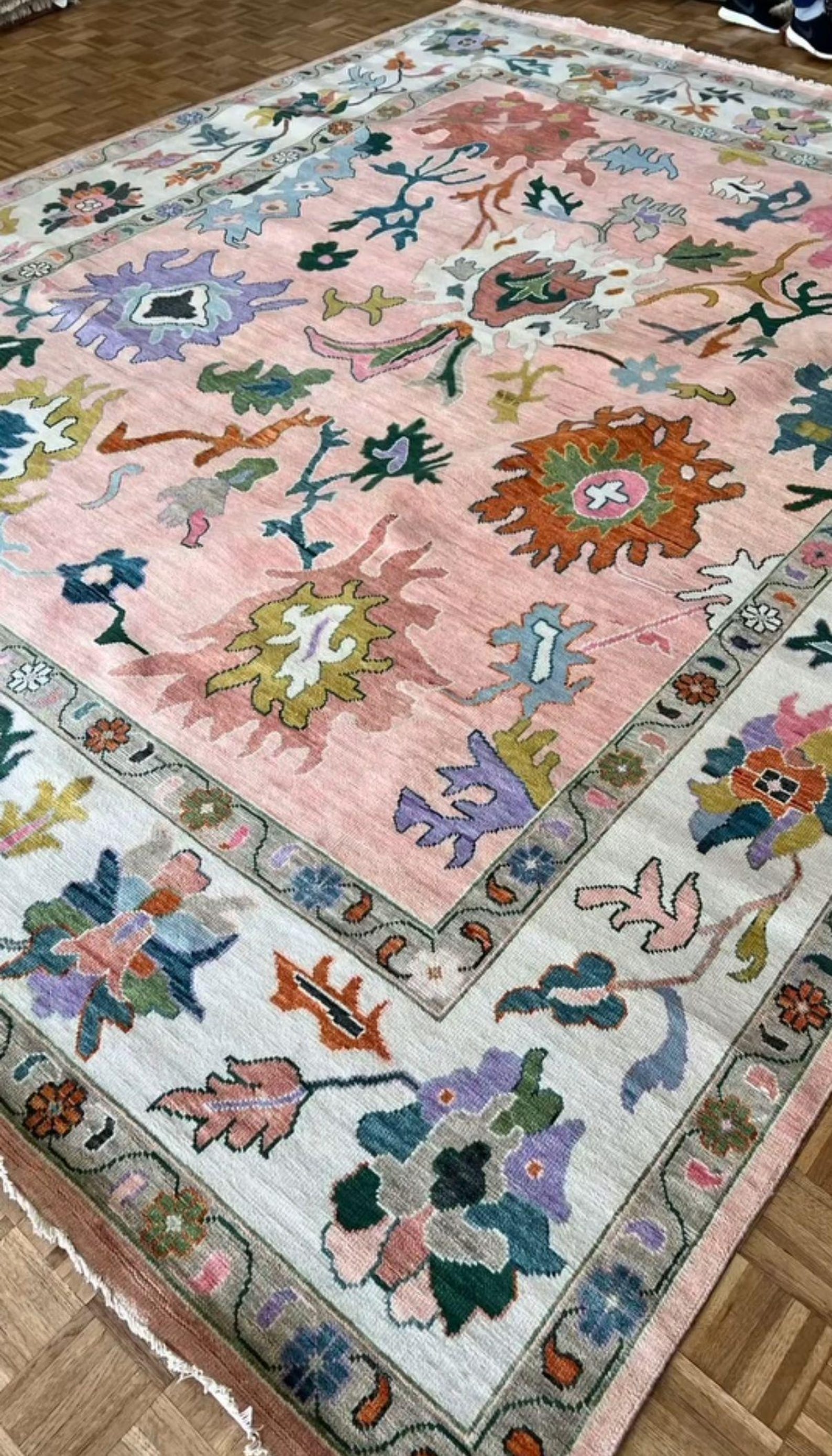 Hand Knotted Pink and Green Oushak Rug, Traditional Handmade Oriental ...
