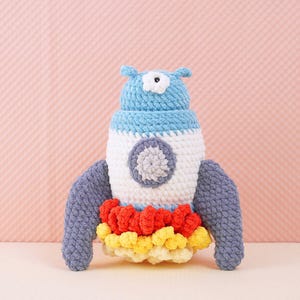 Spaceship Crochet Pattern, Low Sew Amigurumi Crochet Patterns ...