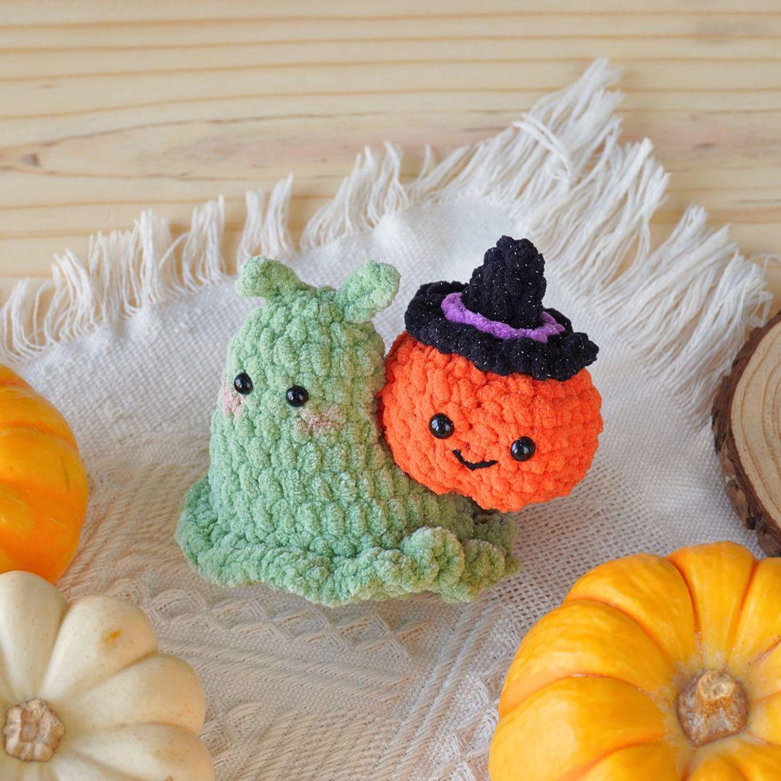 Spooky Snail Surprise Crochet Pattern, Halloween Snail and Cauldron ...